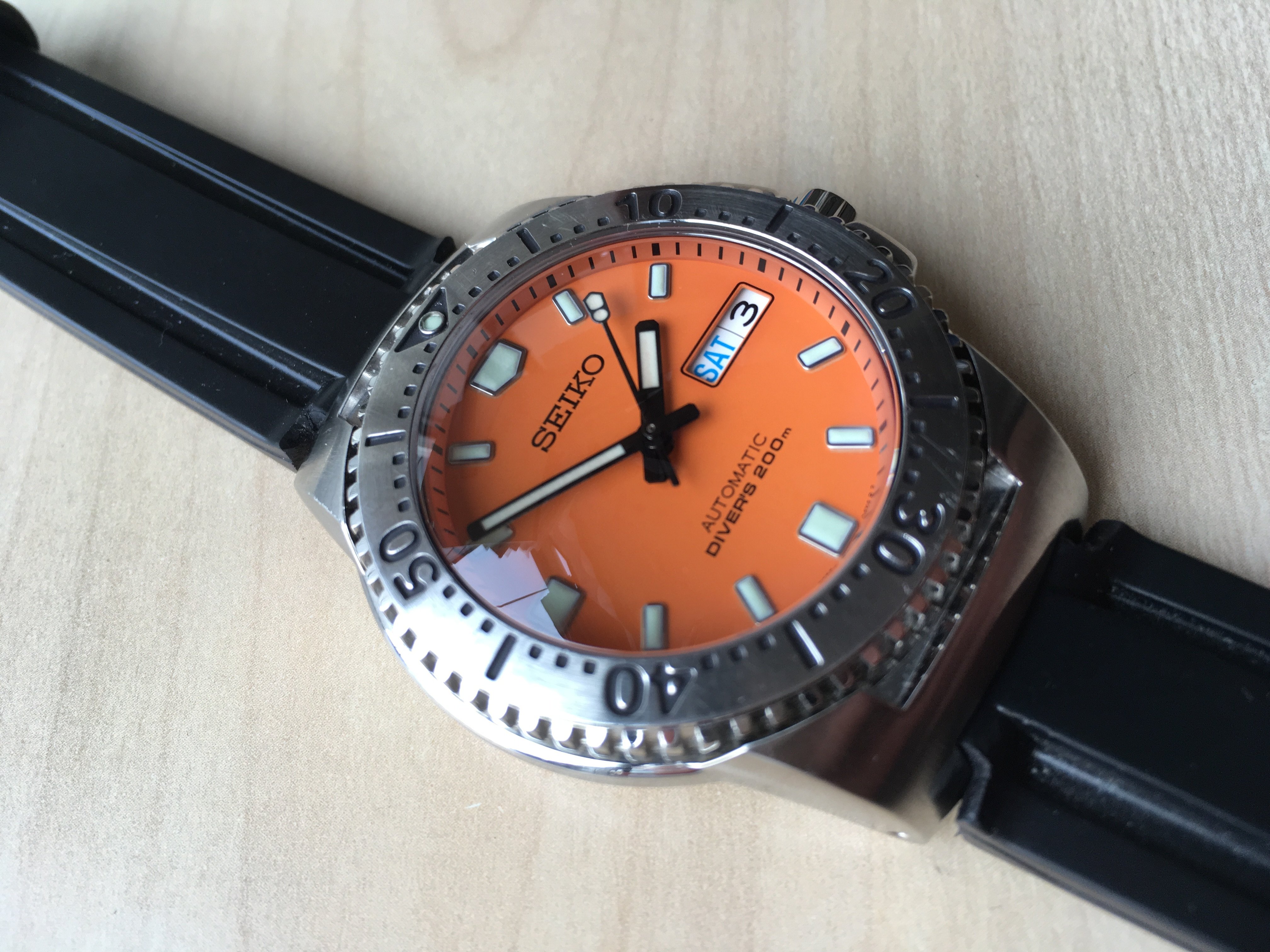 Seiko Orange Knight 6105 Mod - Algemene Horlogepraat - Horlogeforum.nl ...